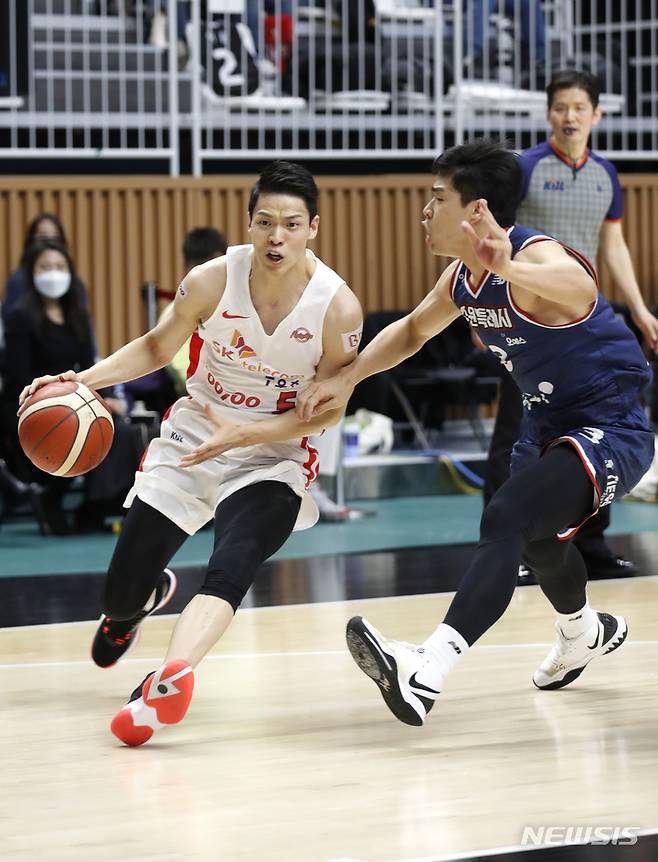 프로농구 SK 김선형, 4라운드 MVP..9년만에 수상