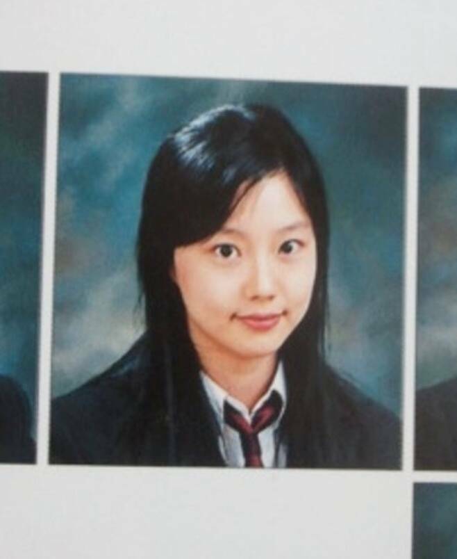 너무 예뻐 역대급 졸업사진으로 난리난 여신 배우 과거 키노라이츠