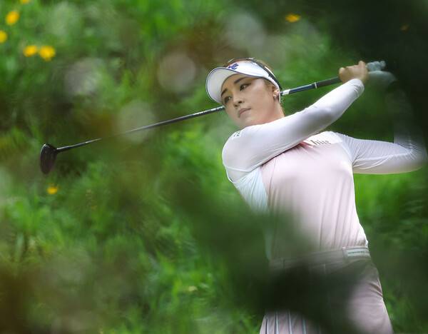 [방민준의 골프세상] 윤이나의 뒤늦은 '오구 플레이 신고' 파장