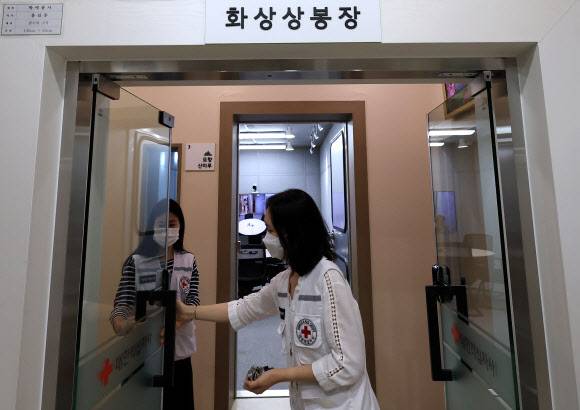 이산가족 해결 당국회담 제의 신뢰 얻으려면 선행 조치 있어야