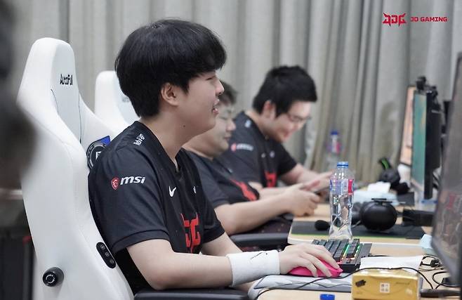 [LPL Report] JDG의 '인생 역전'법