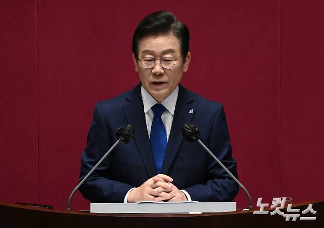투표 대통령 4년 중임제 개헌 어떻게 생각하세요 이슈시개