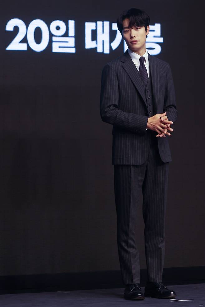 류준열 "부국제 개막식 MC, 영광스럽고 뭉클해"(전문)[27th BIFF]