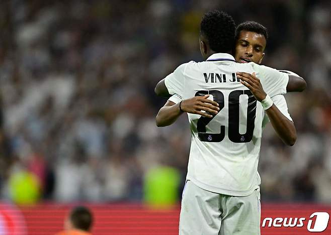 Ucl 우승 후보 레알‧맨시티 나란히 3연승 행진psg는 벤피카와 무승부