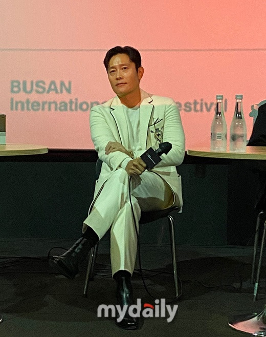 이병헌 프론트맨 돌아온다 오징어 게임2 내년 촬영 확정 27th Biff 현장 종합