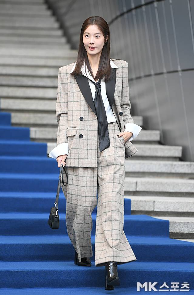 윤소이 서울패션위크 나들이 Mk포토