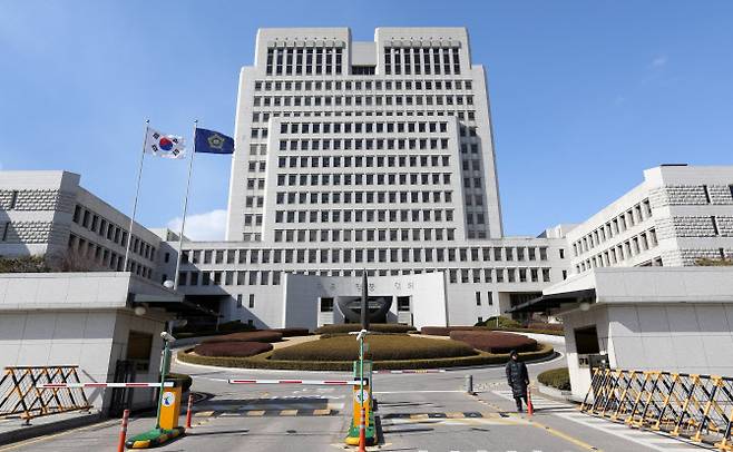 민사사건 10명중 7명은 변호사없는 나홀로 소송
