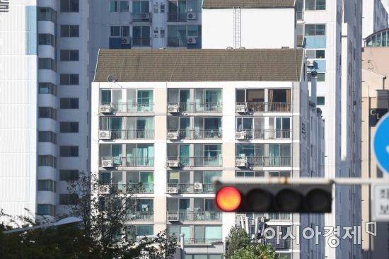 브랜드 아파트도 60가 계약포기수도권으로 번진 미분양 공포