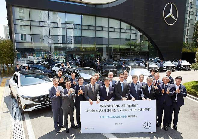 Mercedes-Benz CSR Committee continues to reach out to communities in need