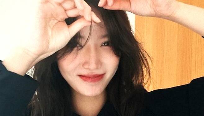 Mz세대 따라 사진 찍었다가 팔로워 줄어들었다는 여배우 뉴스에이드