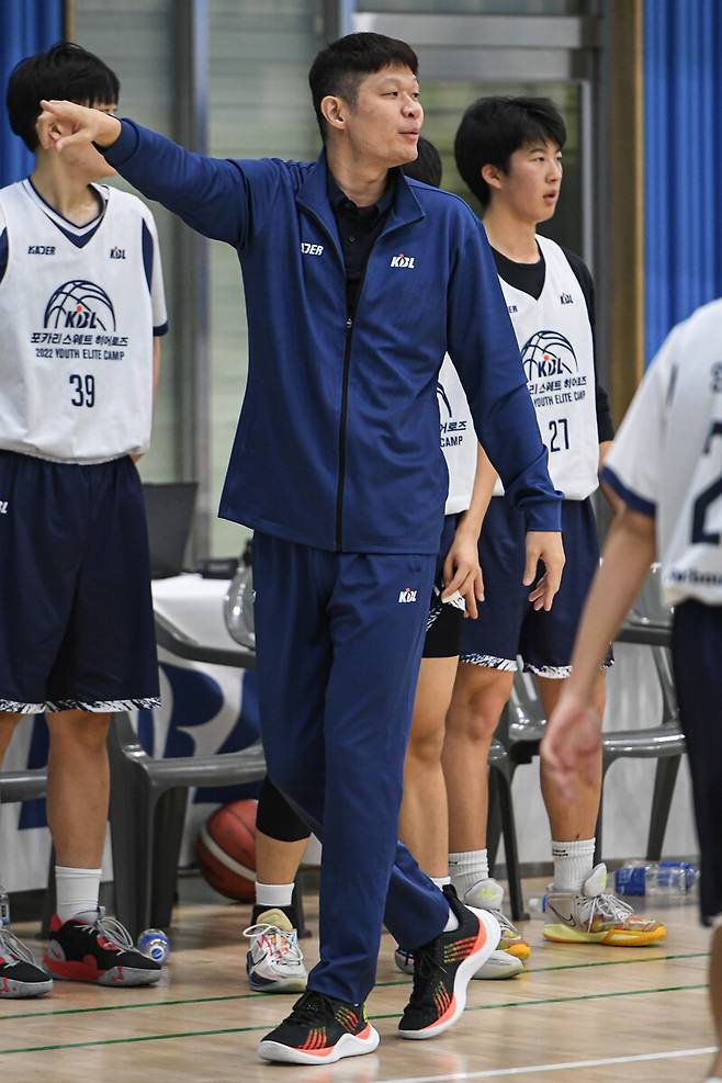 Kbl 엘리트 캠프 이규섭 코치 ‘고등부 최장신 류정열에게 이야기한 것은