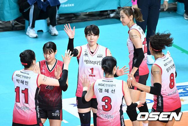 “역시 MZ세대는 다르다” 당당하게 뛰는 신인왕 후보들, 한송이·이소영은 흐뭇하다