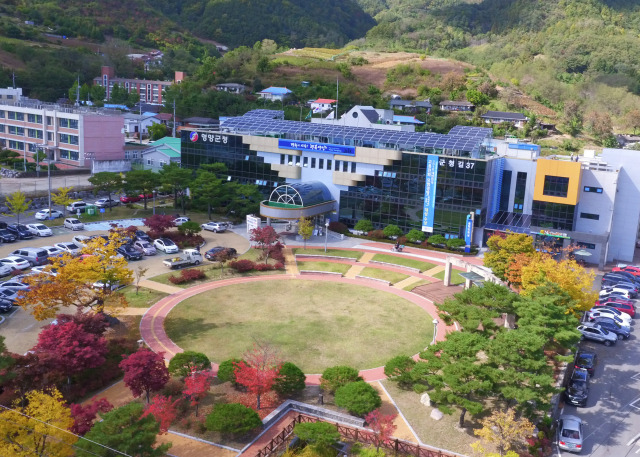 영양군·국립생태원 야생 조류 유리창 충돌 방지에 나선다