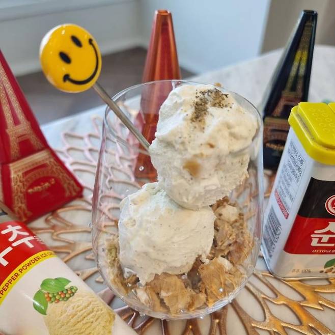 후추 풍미를 바닐라 아이스크림에 맛 궁금해지는 편의점 신상 아이스크림 비주얼