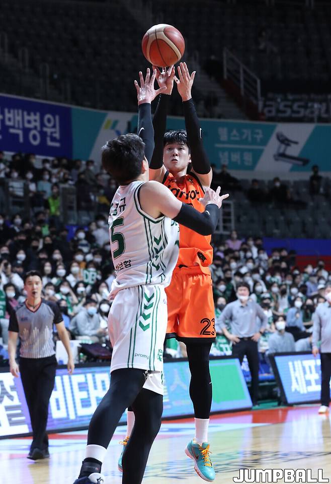 기록 ‘54경기 연속 3점슛 캐롯 전성현 Kbl 역대 공동 1위 등극