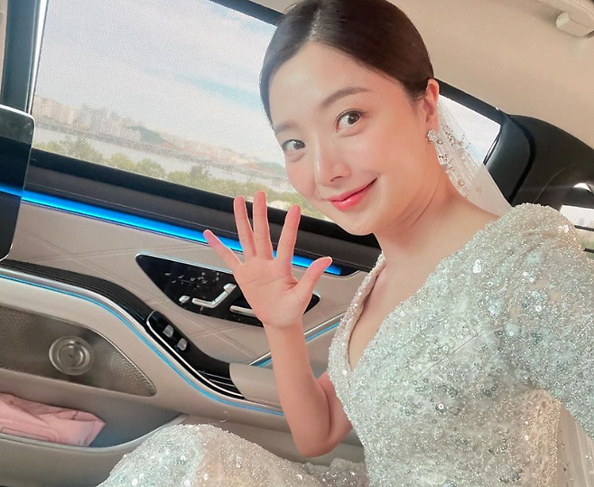 6년 열애후 1살연상과 결혼♥︎여배우결혼 현장 공개본식 드레스는 어썸클
