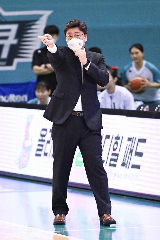 7연패 김도완 감독 신지현 찾기 모험했지만···희망을 봤다”