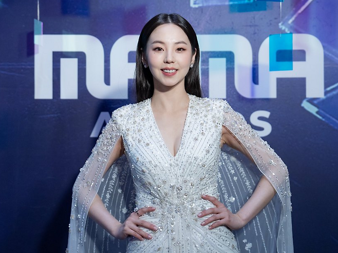 30대인데도 10대 소녀같은 미모 자랑한 만두소녀 삶은영화