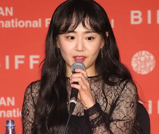 21살에 연기대상 수상했던 아역배우가 3년 공백기 뒤 선택한 직업 뉴스에이드
