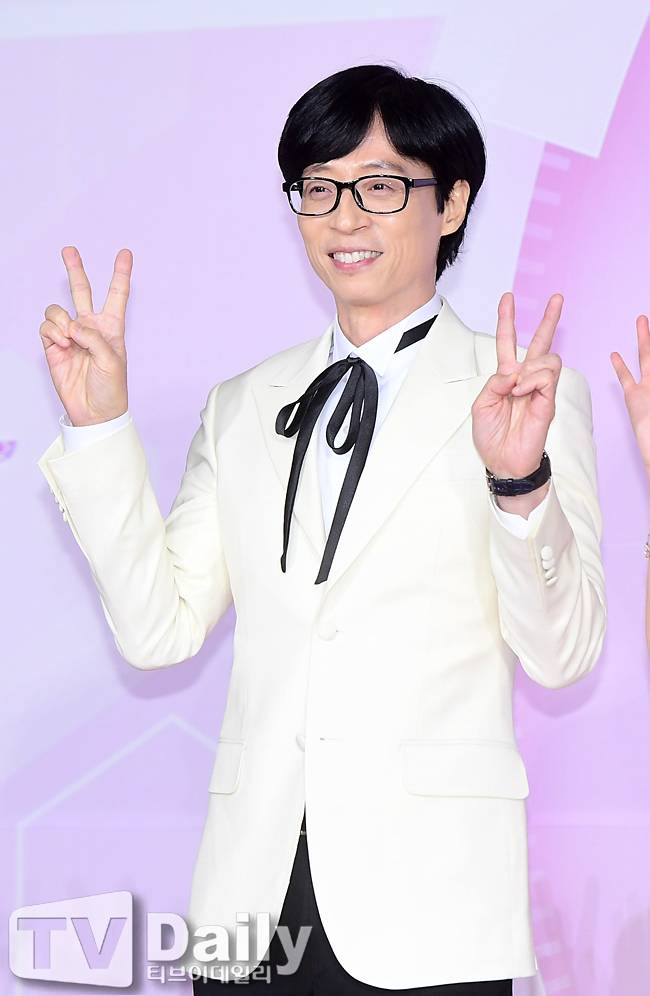 동시간대 꼴진데 유재석이 대상sbs 연예대상의 모호한 수상 기준 이슈and톡