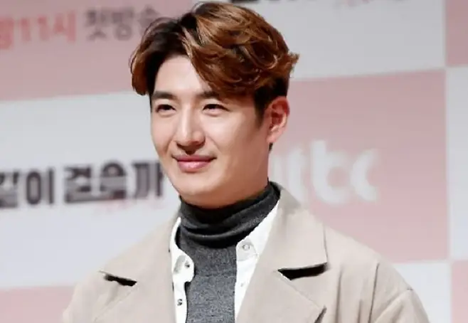 전교 10등하고도 아버지에게 혼나 가출해버렸던 남학생의 현재 뉴스에이드
