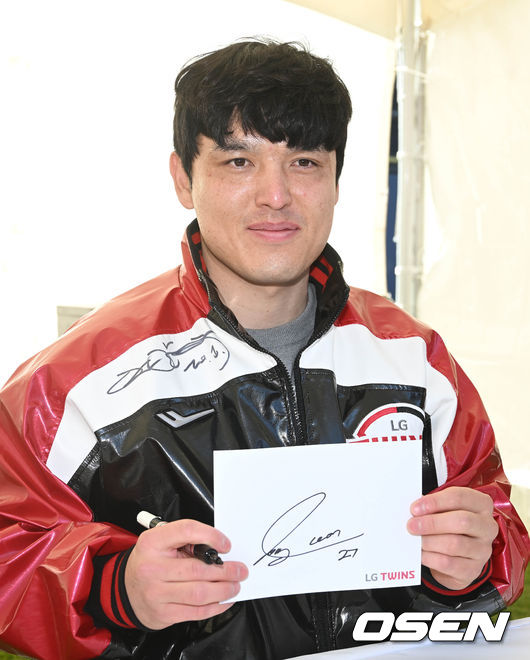 “2루 송구 내가 최고” 65억 FA 포수, 도루저지 최하위 LG 얼마나 변화시킬까