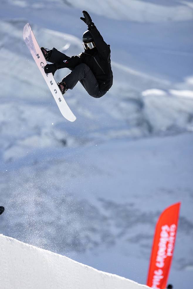 스노보드 하프파이프 기대주 최가온, 올댓스포츠와 계약