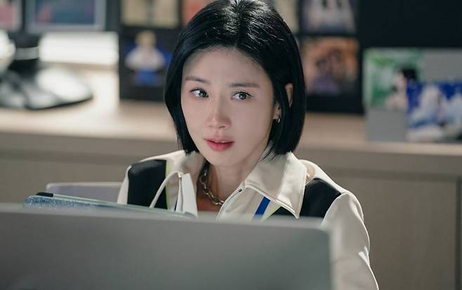 단발 파격 변신하고 역대급 캐릭터 소화한 이보영 헤어핏