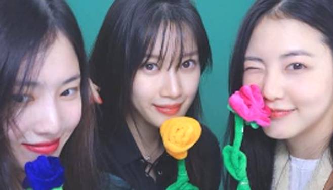 더 글로리 여배우가 공개한 셀카 속 친구들의 정체 뉴스에이드