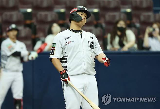 Kt 강백호 출국 전날까지 연봉 미계약스프링캠프 못 가나