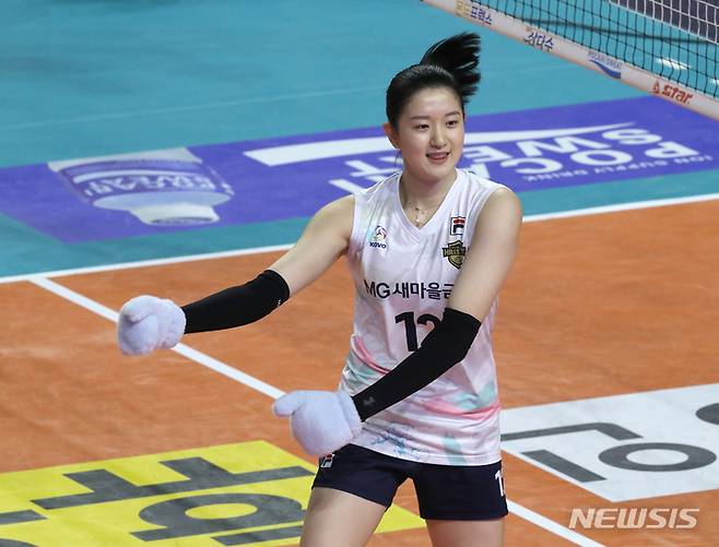 V 리그 올스타전 1년 전 댄싱퀸 이다현 김연경과 춤 도발까지