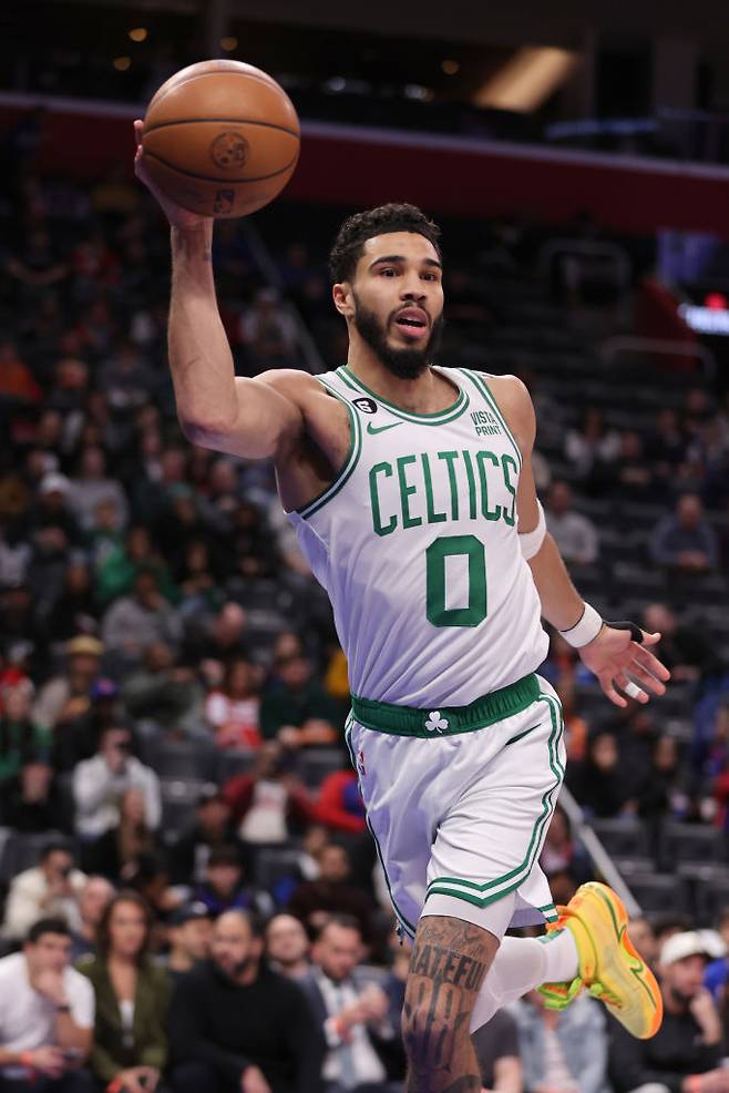 ‘테이텀 34득점 보스턴 디트로이트 격파리그 전체 1위 수성 Nba