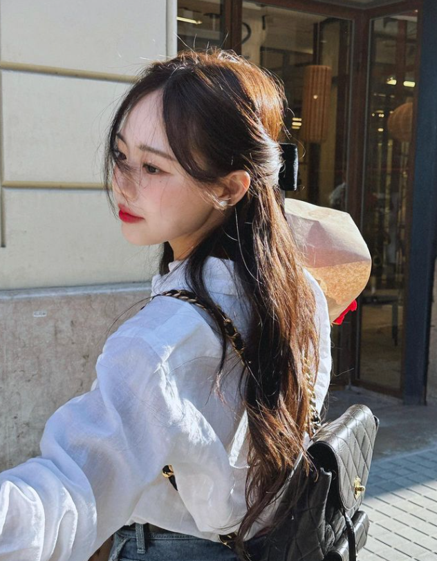 학생같은데 두아들맘여리여리 청순 미모 뽐내스페인에서 걸리쉬룩 어썸클