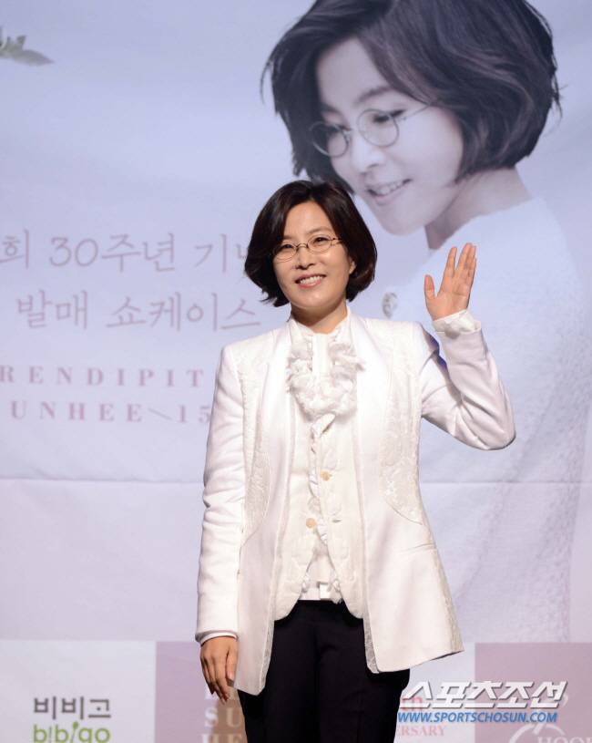 Lee Sun-hee, was he really Hook's man...a high-intensity tax probe into ...