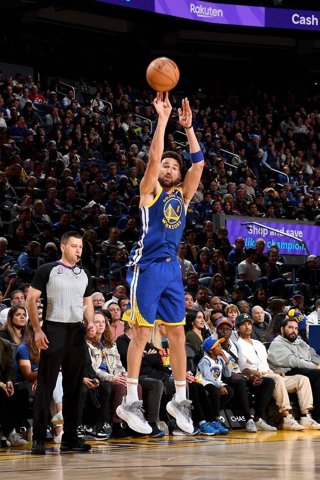 ‘탐슨 3pm 12개 폭발 Gsw 휴스턴 잡고 연패 탈출 Nba