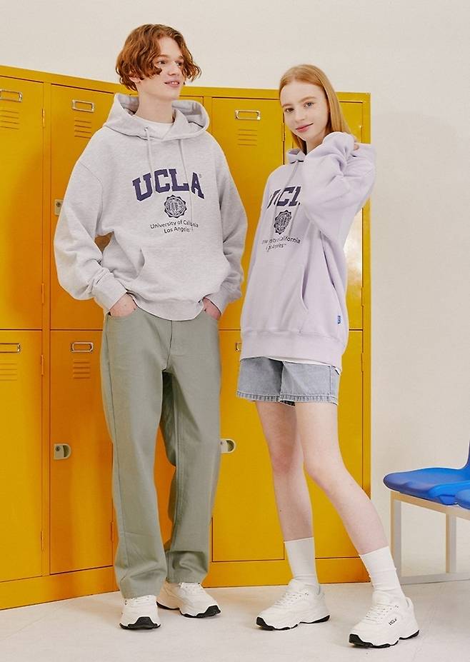 딘딘 열일 행보 세상 힙한 만능템 후드티 어디꺼 패션엔