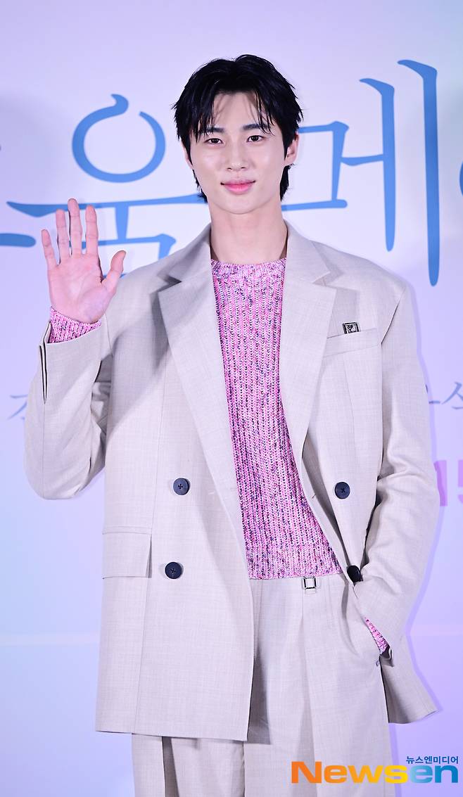 변우석, 돋보이는 큰 키[포토엔HD]