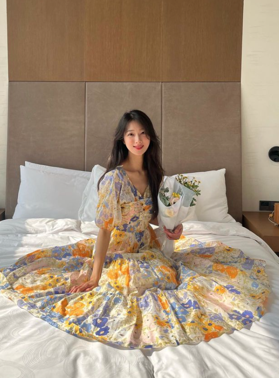 열애설없이결혼발표♥️해 모두 놀라게한 유명 연예인결혼준비중플라워원피스룩 어썸클