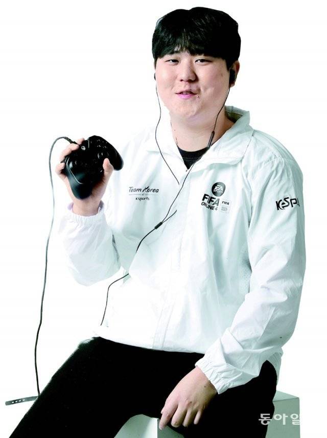 축구선수 감각 온라인 경기때 위력 골이 쏟아졌다”