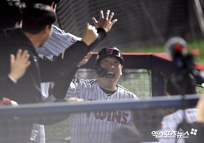 '7회 5득점' LG, NC 불펜 무너뜨리고 연패 탈출+공동 1위 점프 [잠실:스코어]