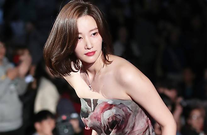 데뷔 5년 만에 처음으로 한복 입고 사극 도전한다는 여배우 뉴스에이드
