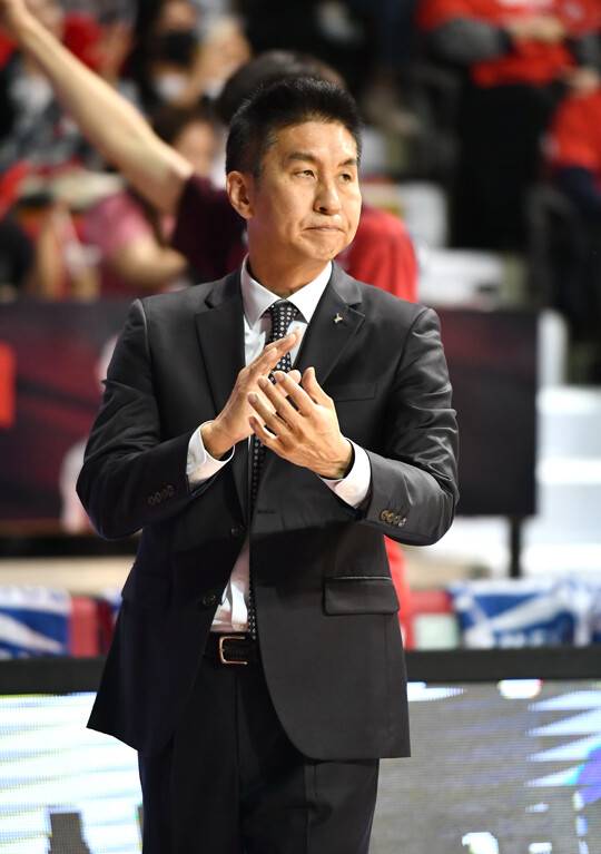 [KBL FINAL 경기 전] 김상식 KGC인삼공사 감독, “1차전 득점이 너무 저조했다” … 전희철 SK 감독, “스타팅 라인업은 일단 그대로다. 다만...”