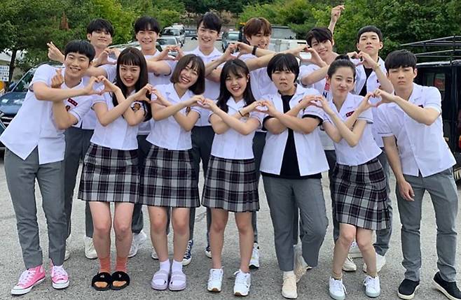 지금 우리 학교는에서 빌런 좀비로 출연했던 배우의 현재 뉴스에이드