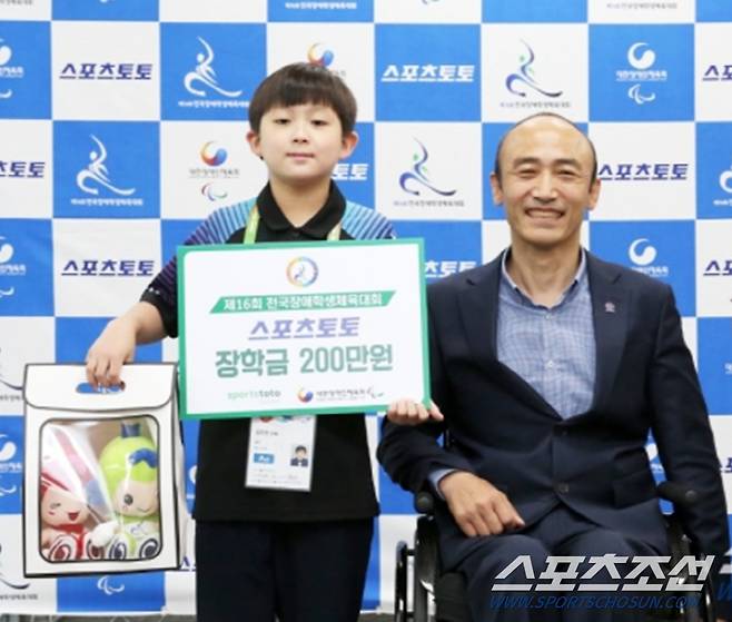 스포츠토토 장학생x청각장애 탁구신동김민찬장애학생체전 男단식 3연패