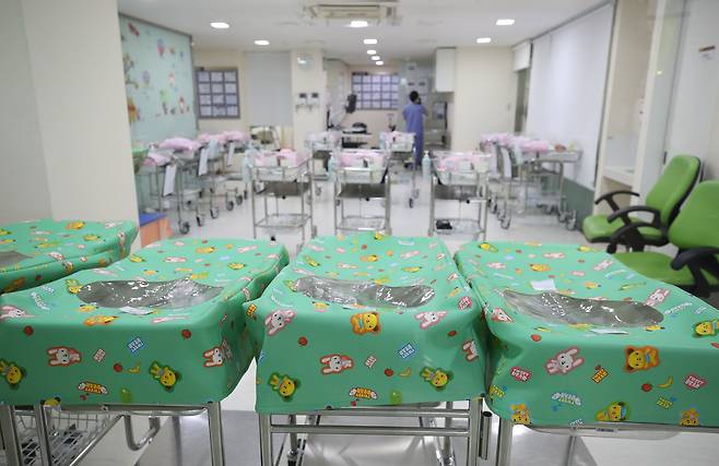 연간 280명 태어난 줄도 모른 채 방치‘영아 살해 뒤에야 전수조사”종합