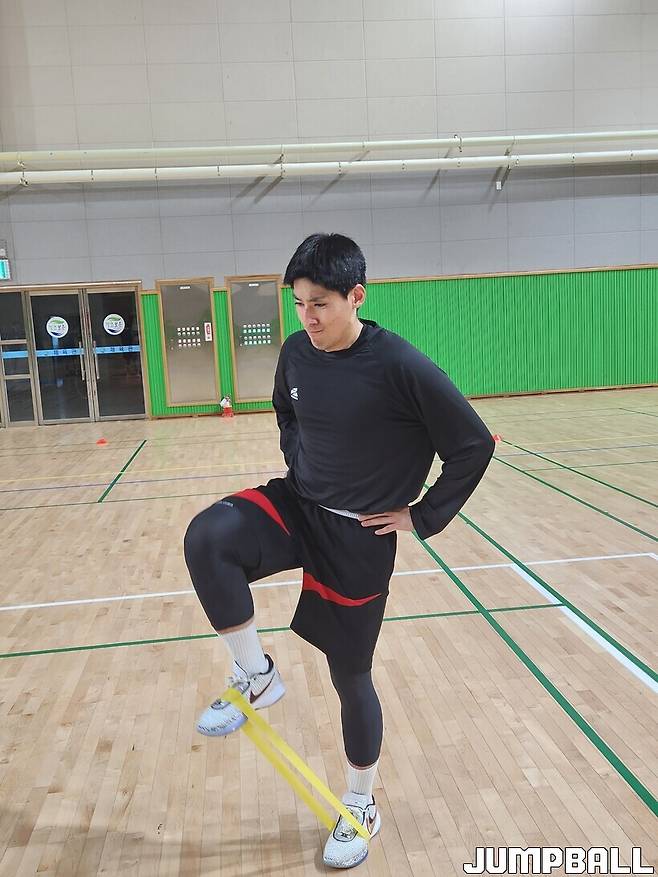 ‘2년차 새내기’ WKBL 김준형 심판 “향상심 갖고 후회 없는 시즌 보내고파”