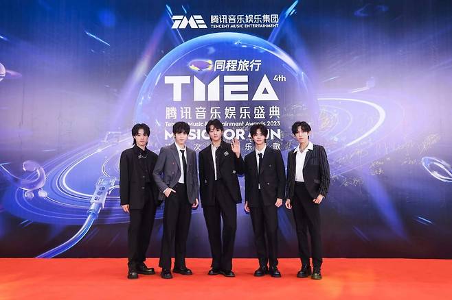 JYP 中 연습생 그룹 'Project C' 정식 데뷔 전부터 예능·드라마 주인공 발탁