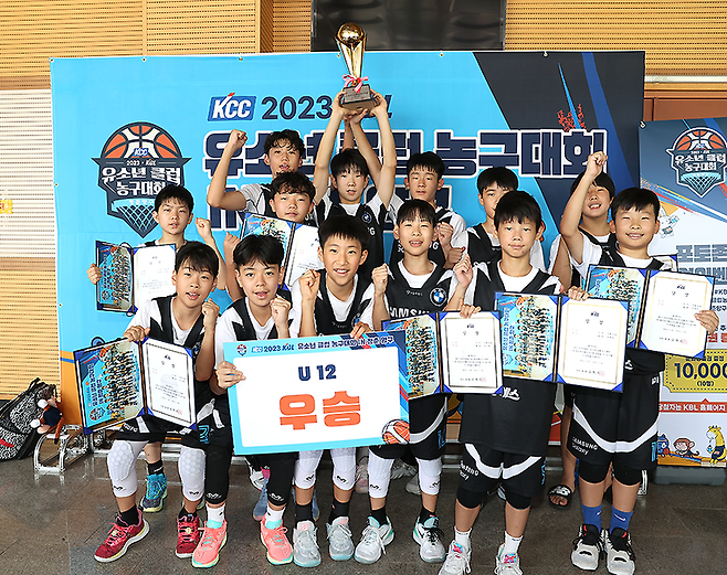[KBL유소년컵] ‘S더비 승자’ 삼성 U12, SK에 23점 차 승···2년 연속 MVP 김유찬