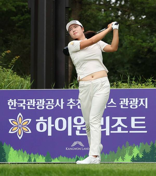 '행운의 샷이글 2개' 한진선, 하이원리조트 2년 연속 우승…KLPGA 2승 달성