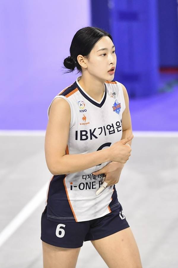 IBK에 있을 때보다 더 바쁘다는 이진의 진심 “배구를 대하는 열정? 실업팀 선수들도 뜨겁습니다” [MK충주]